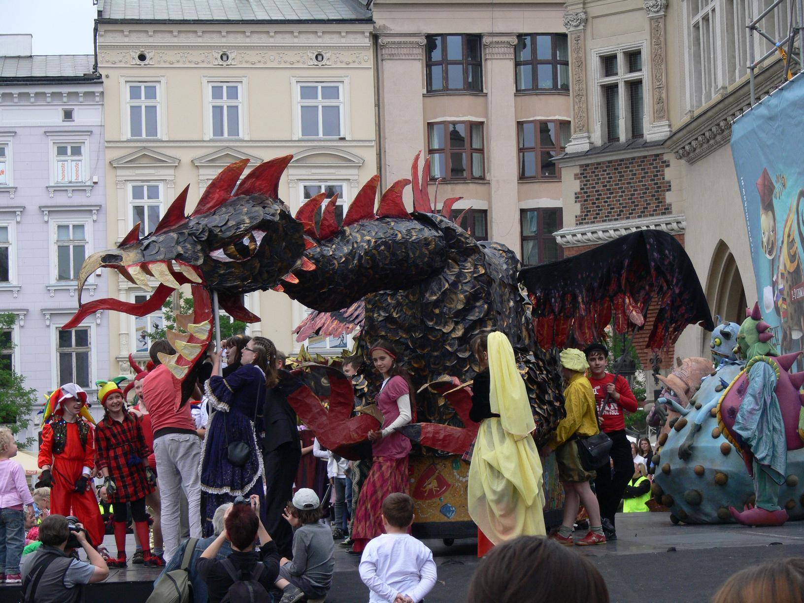 Aitvaras : The Flying Rooster or Dragon - Mythlok